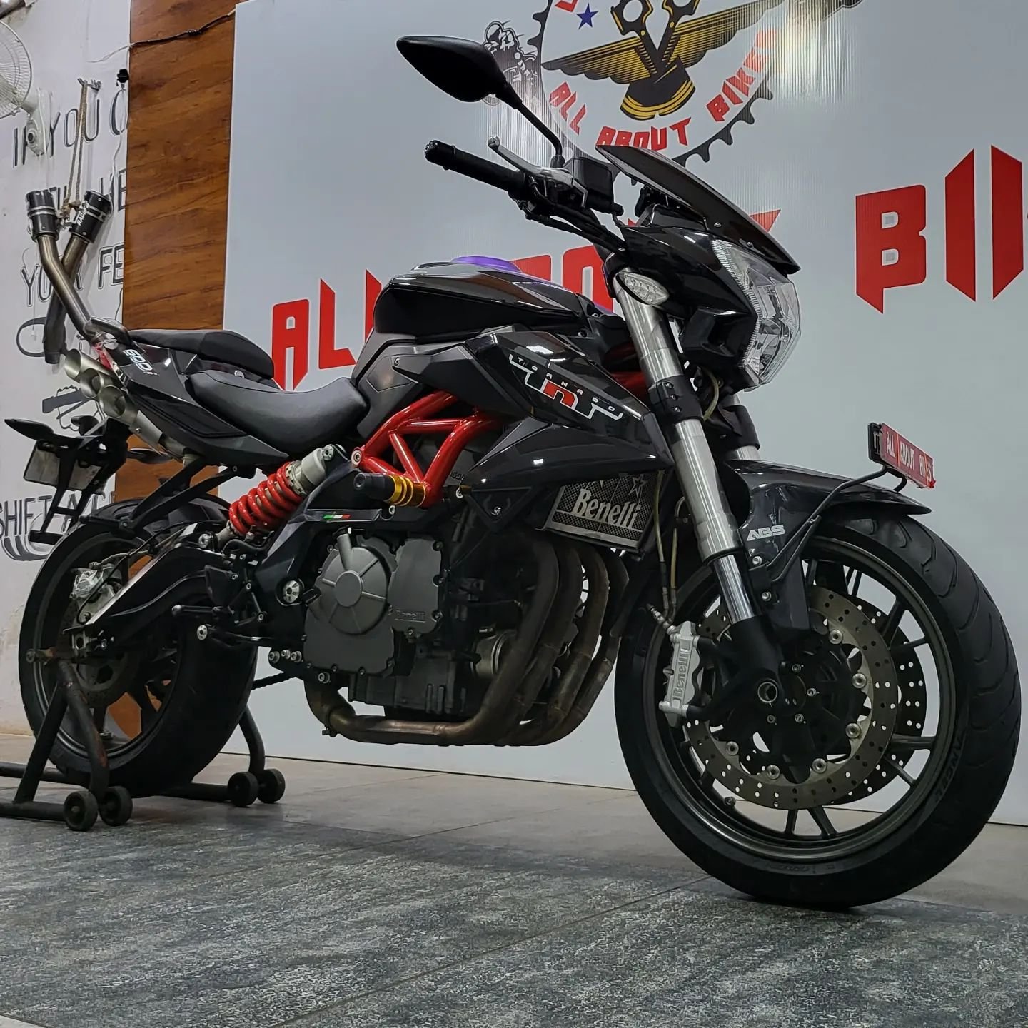 BENELLI 600I ABS (Sold Out) - Delhi's Premier Superbike Dealership