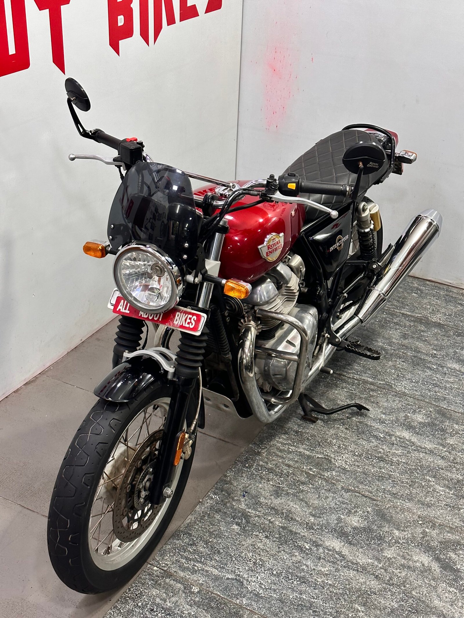 Royal Enfield Interceptor 650 - Delhi's Premier Superbike Dealership