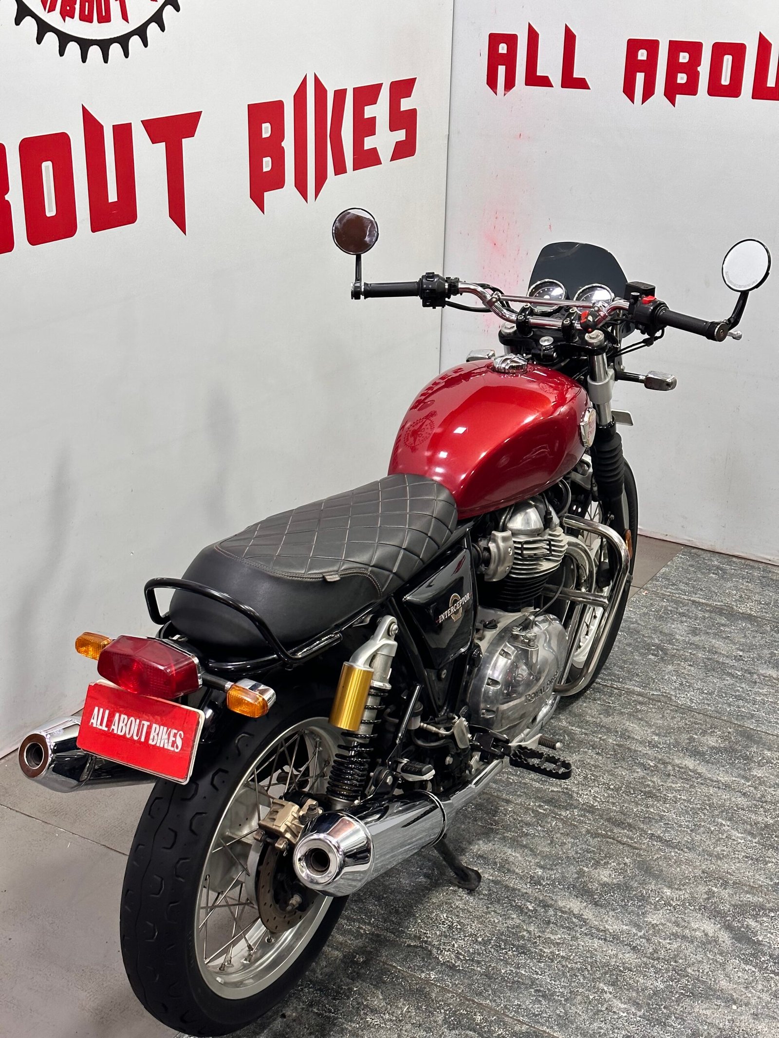 Royal Enfield Interceptor 650 - Delhi's Premier Superbike Dealership