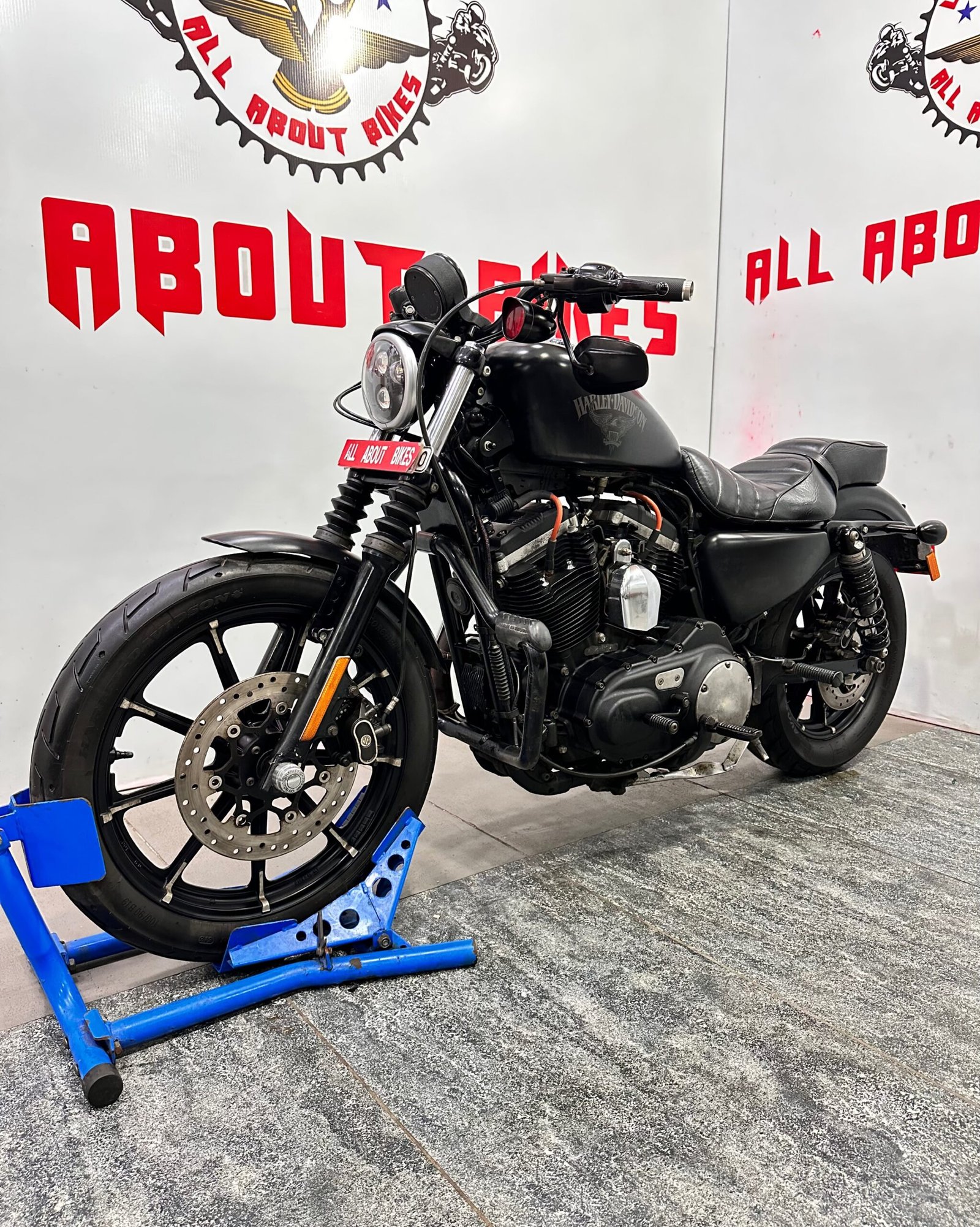 Harley Davidson Iron 883(Sold Out) - Delhi's Premier Superbike Dealership